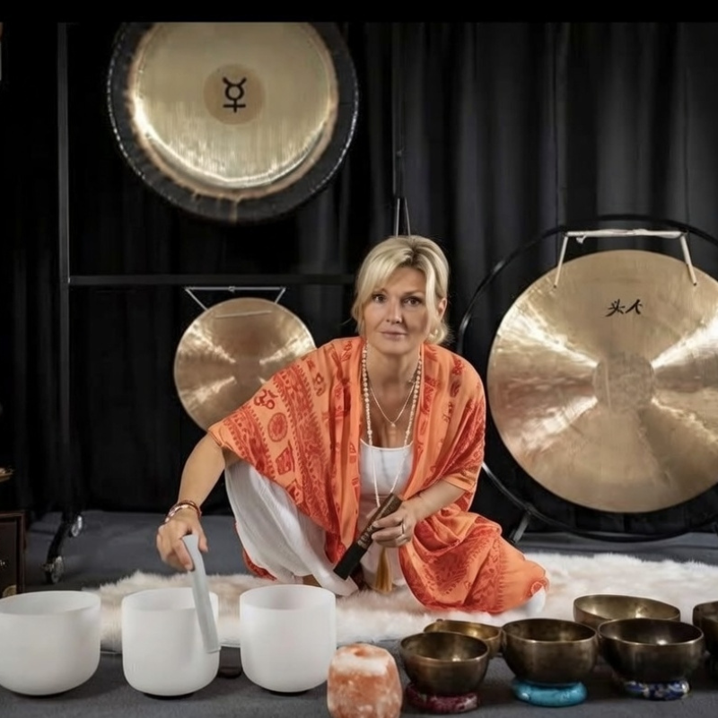 T&A | Gongbad & Floating Sound Bath i vatten med Tina Adi – Rödde R...